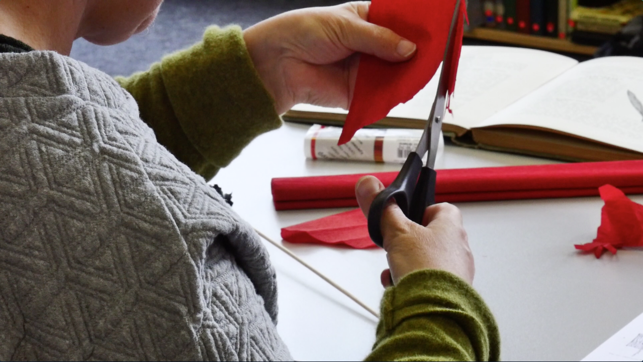 PAPER CUTTING WORKSHOP IN BRACKWEDE DISTRICT LIBRARY | THE LFTT LIBRARY